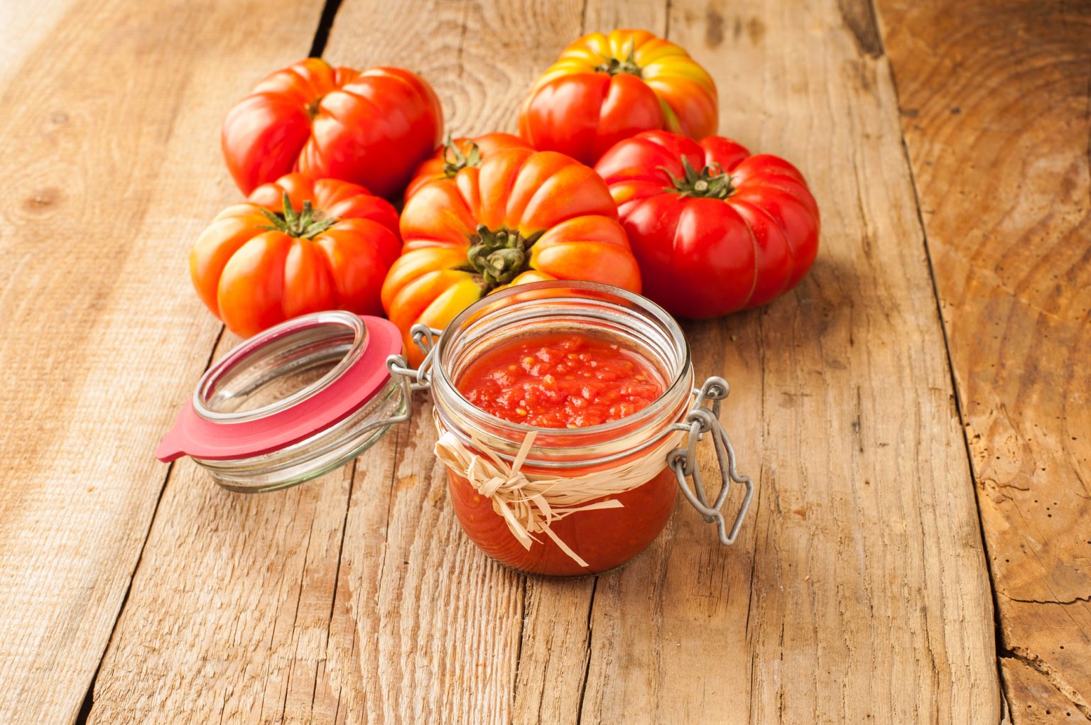 Domača paradižnikova mezga je uspela zelo dobro – Zdrav splet